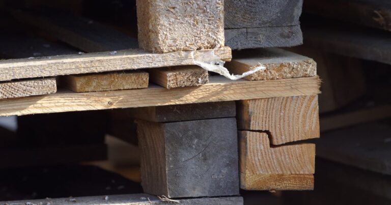 Common Causes of Damage to Wooden Pallets